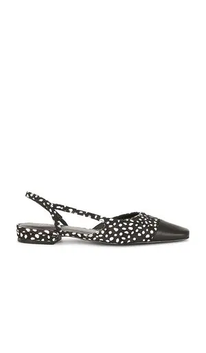 Raye Dorit Flat