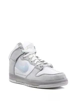 Nike Dunk Hi-top Sneakers
