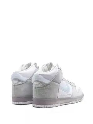 Nike Dunk Hi-top Sneakers