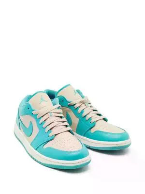 JORDAN Air 1 Low-top Sneakers