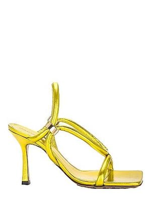 Bottega Veneta Stretch Slingback Sandals In Metallic Gold - Cornsilk