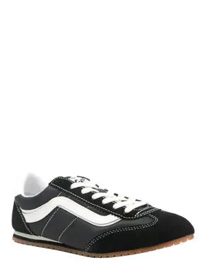 VANS Low Pro Stripe Detail Sneakers - Black