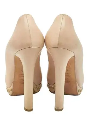 Alexander McQueen Studded Peep-toe Platform Pumps - Neutrals