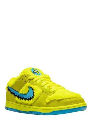 Nike Nike X Grateful Dead SB Dunk Low "Bear" Sneakers Yellow