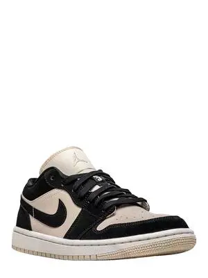 JORDAN Jordan Air 1 Low Guava Ice Sneakers Black