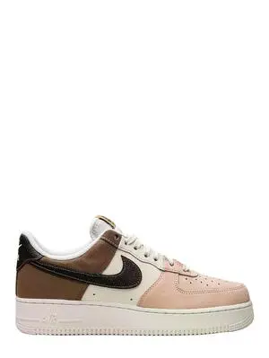 Nike Nike Air Force 1 Low Top Sneakers Pink
