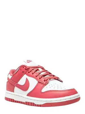Nike Nike Dunk Low Sneakers Pink