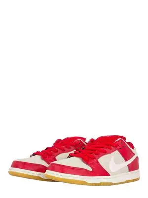 Nike Dunk Low Pro Sb Sneakers - Red