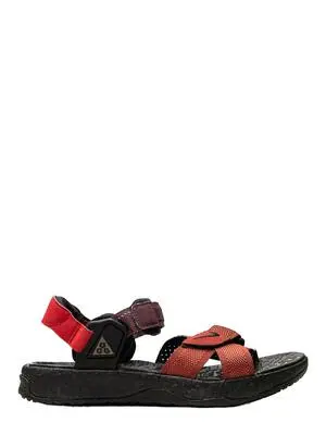 Nike Air Deschutz Sandals - Red