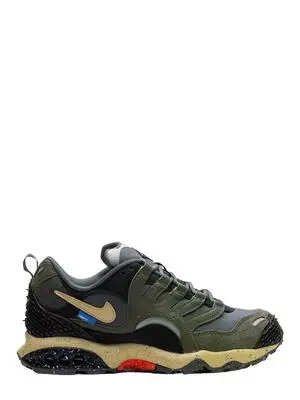 Nike X Undefeated Air Terra Humara Cargo Khaki Sneakers - Brown