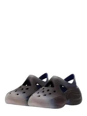 CROCS X Dingyun Zhang Diffuser Sapphire Sandals - Black