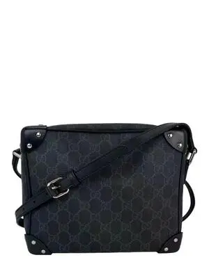 Gucci Gg Supreme Studded Messenger Bag - Black