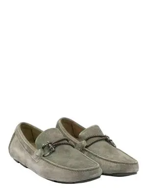 FERRAGAMO Gancini Driver Ornament Moccasins - Grey