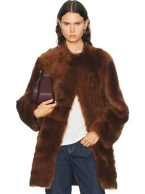 TOTEME Short Silky Shearling Coat Ginger