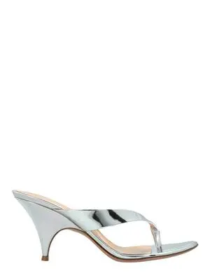 GIANVITO ROSSI Sofia Metallic Leather Thong Sandals - Silver
