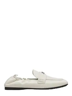 Marc Jacobs Leather Slip-on Loafers With Logo Plaque - Neutrals