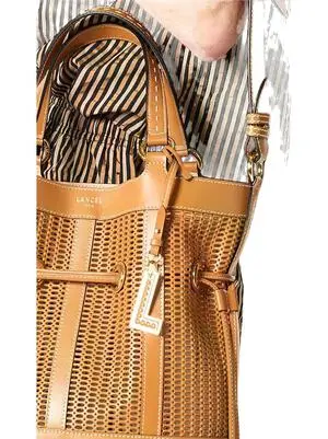 LANCEL Medium Cut-out Bucket Bag - Neutrals