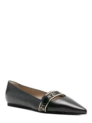 N°21 Nº21 Pointed Strap Flat Pumps Black