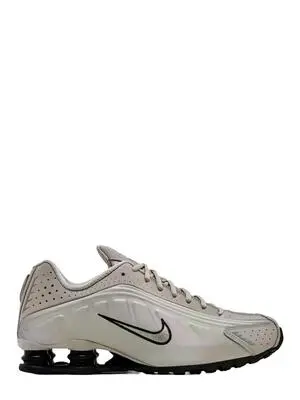 Nike Shox R4 Trainers - Grey