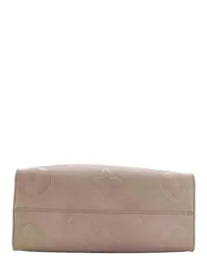 LOUIS VUITTON Monogram Empreinte Giant Mm Onthego Tote Bag - Neutrals