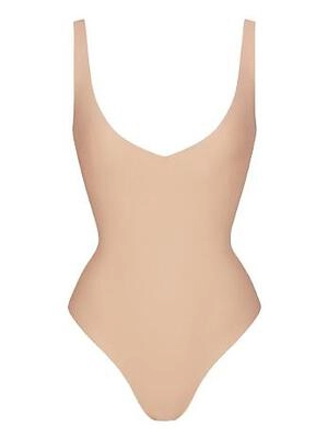SKIMS Body Plunge Bodysuit - Clay