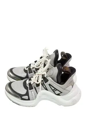 LOUIS VUITTON Lace-up Sneakers - Silver