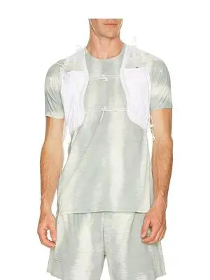 On Ultra Vest Pro - White