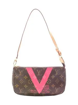 LOUIS VUITTON Monogram Pochette Accessoires Handbag - Brown