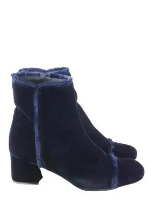 STUART WEITZMAN Stuart Weitzman Velvet Ankle Boots With Raw-Edge Trim