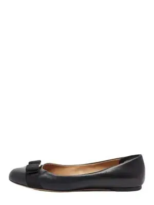 FERRAGAMO Vara Bow Ballet Flats - Black