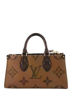 LOUIS VUITTON Onthego Tote Reverse Monogram Giant East West Shoulder Bag - Brown