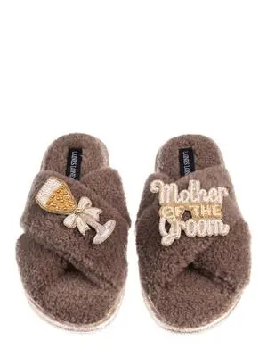 LAINES LONDON Boucle Slippers With Embellished Brooch Detail - Brown