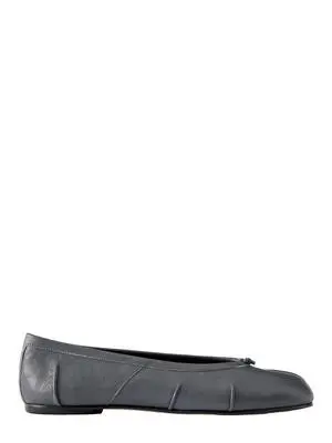 MAISON MARGIELA Tabi Split-toe Textured Leather Ballet Flats - Gray
