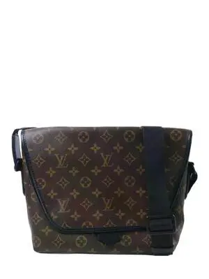 LOUIS VUITTON Monogram Macassar Magnetic Messenger Bag - Brown