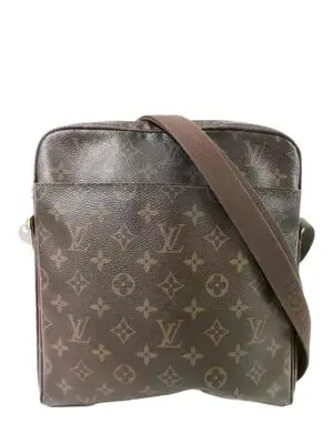 LOUIS VUITTON Trotteur Beaubourg Monogram Shoulder Bag - Brown