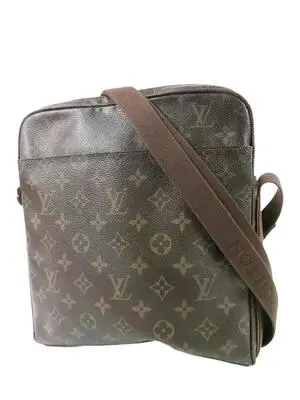 LOUIS VUITTON Trotteur Beaubourg Monogram Shoulder Bag - Brown