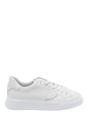Philippe Model Temple Low Smooth Calfskin Low-top Sneakers With Shield Logo - White 1