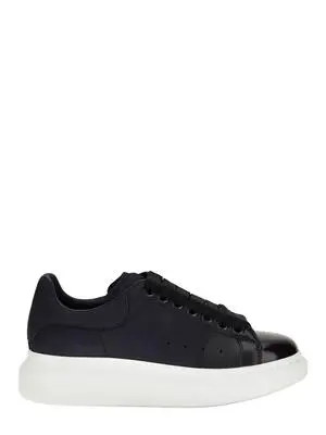 Alexander McQueen Oversize Low-top Calfskin Sneakers With Chunky Sole - Blue
