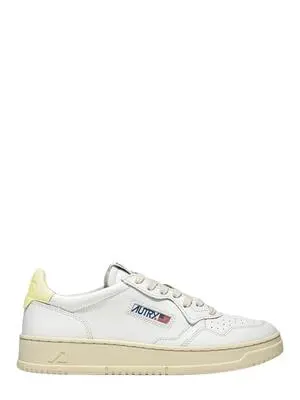 AUTRY Medalist Low Top Leather Sneakers - Yellow