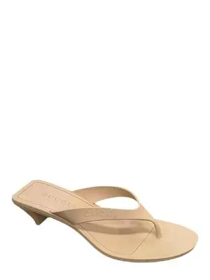 Gucci Vittoria Thong Sandals - Neutrals