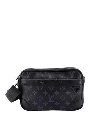 LOUIS VUITTON Monogram Eclipse Alpha Messenger Bag - Black