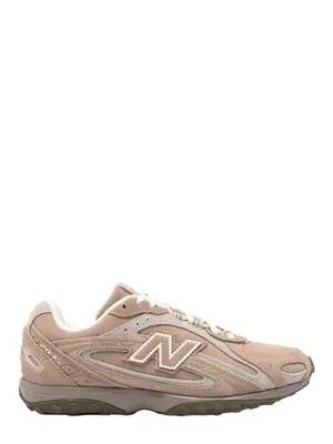 NEW BALANCE 204 Sneakers Beige