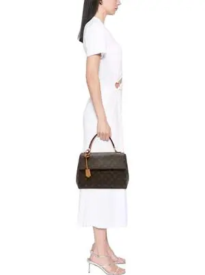 LOUIS VUITTON 2016 Monogram Cluny Mm Satchel - Brown