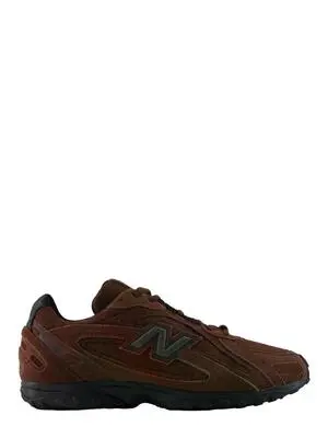 NEW BALANCE 204l Panelled Sneakers - Brown