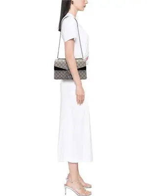 Gucci 2016-2026 Medium Gg Supreme Dionysus Shoulder Bag - Neutrals