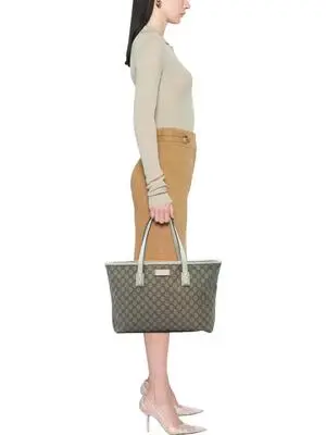 Gucci Gg Supreme Tote Bag - Neutrals