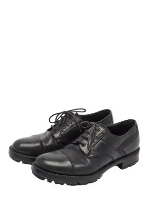 Prada Round-toe Derby Shoes - Black