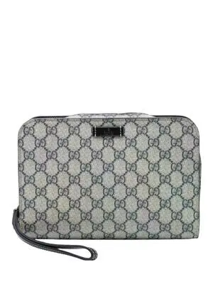 Gucci Gg Supreme Clutch Bag - Neutrals
