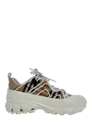 Burberry Arthur Vintage Check Sneakers - Neutrals
