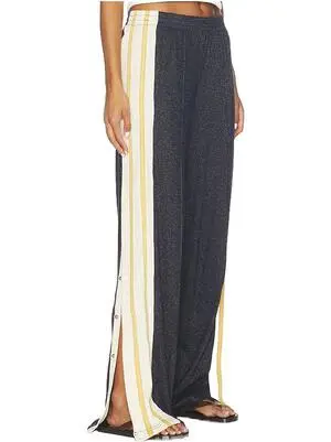 SPORTS PANTS
